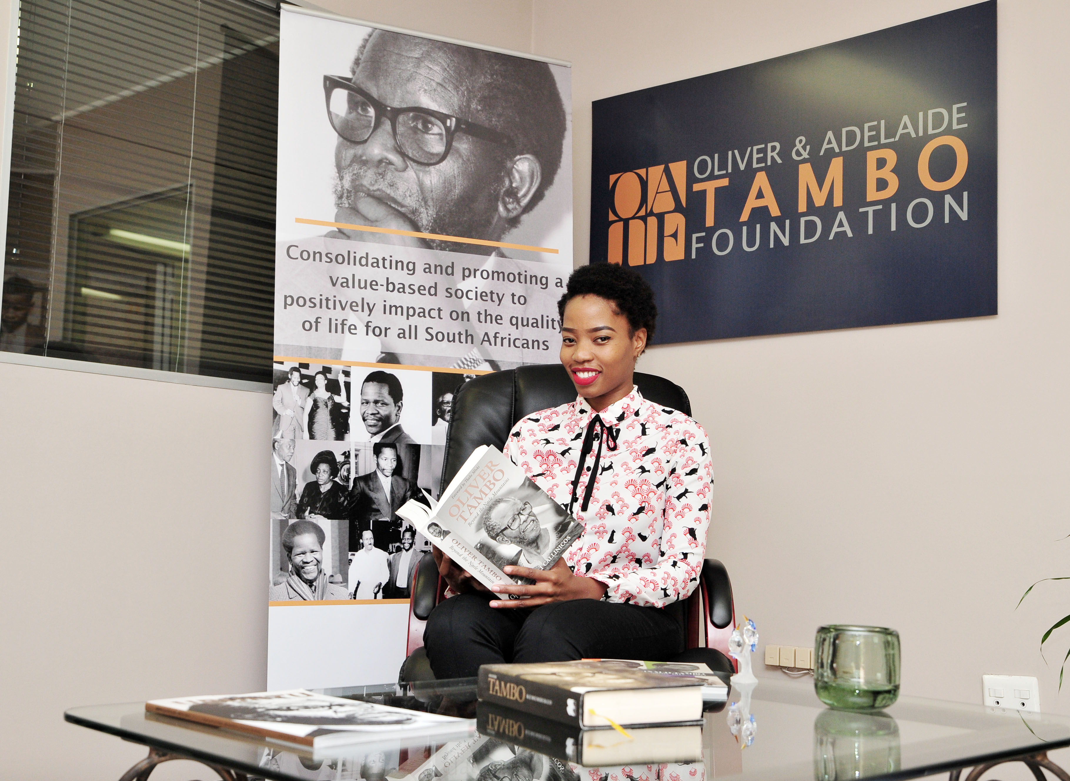 Football - Absa Premiership 2016/17 - Supersport United v Cape Town ...